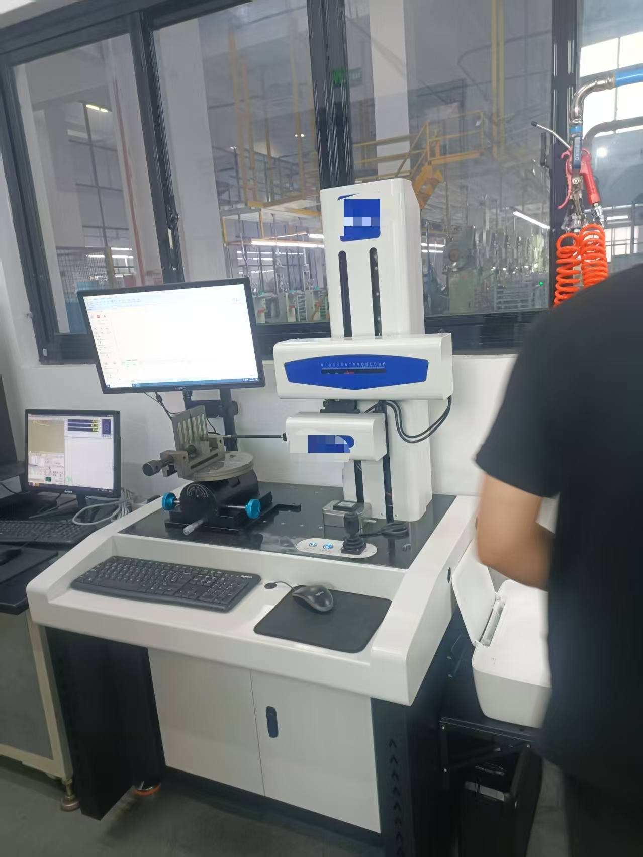SRT-210G Roughness Profiler with 100mm Measuring Range